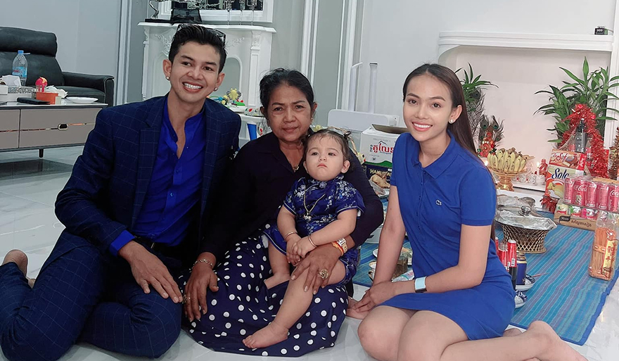 តើ ពិត ទេ? ចំណង ស្នេហ៍ រវាង ស្រី ស្អាត ឌី សូ នី តា និង អេ ឡិច ហ្សូ រ៉ា ឈាន ដល់ ផ្លូវបំបែក – Koh ...