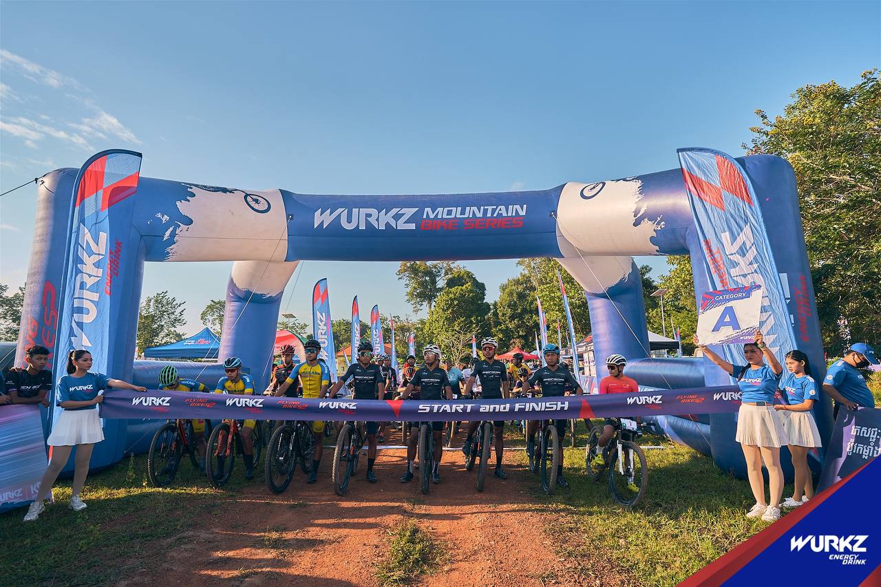 WURKZ MTB នៅ ជើងភ្នំ គូលែន កក្រើក អ្នក ទស្សនា និង ទាក់ទាញ កីឡាករ ខ្លាំង ...