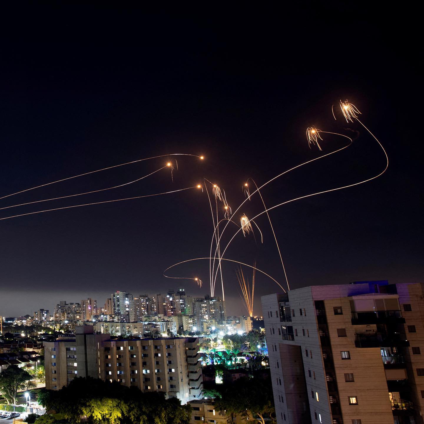 ការ វាយប្រហារ កាន់តែ ខ្លាំងក្លា នៅ ហ្គា ហ្សា ស្លា . ប់ ២៩ នាក់ ទាំង ប៉ា ...