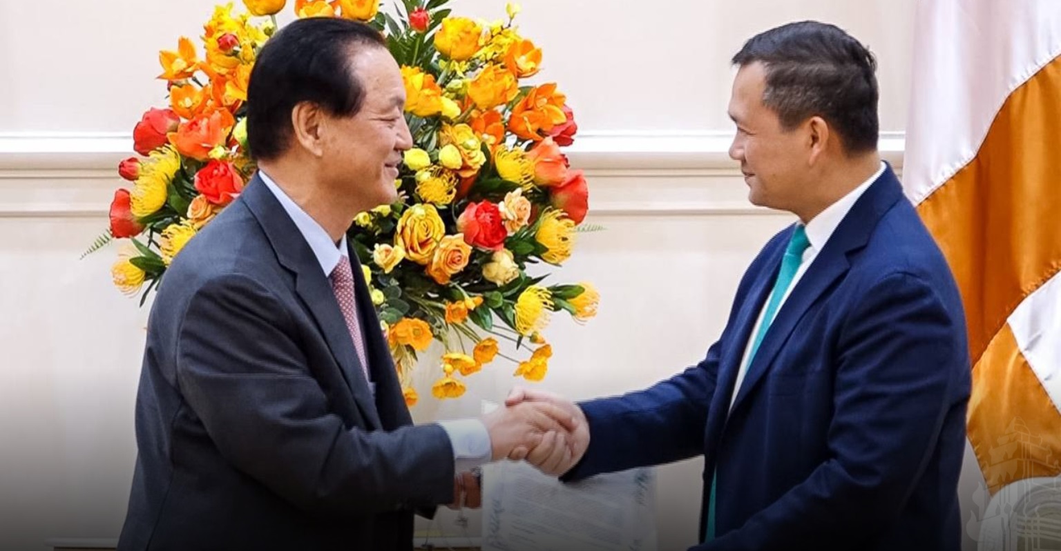 លោកបណ្ឌិត Charles Yang៖ សម្តេច តេជោ ហ៊ុន សែន បានបញ្ចប់សង្គ្រាម ...