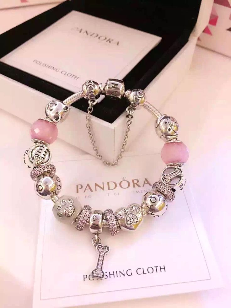 ក្រុមហ៊ុន គ្រឿងអលង្ការ Pandora ...